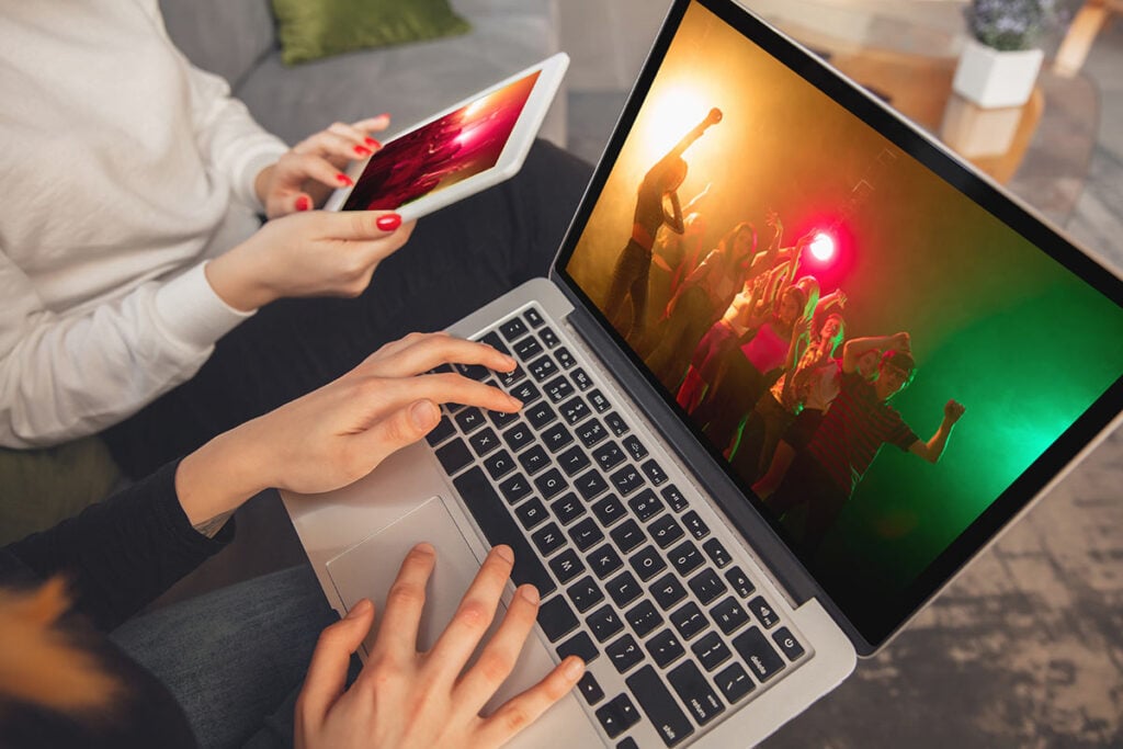 Why is my WiFi so slow? The most common causes | Acrylic WiFi